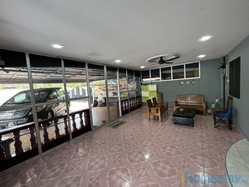 Cinta Homestay Pool Manjung - iHomestay.my